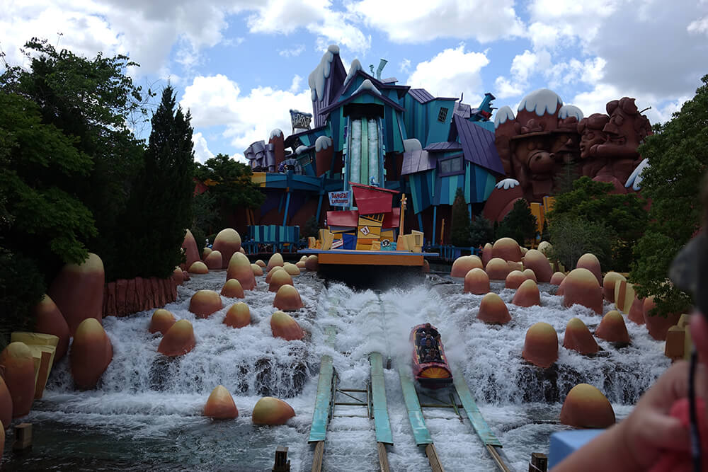 Learn How to Use Universal's Ride Lockers