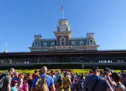 Disney World Spring Break 2016 Survival Tips