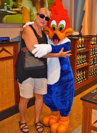 Guide to Universal Studios Hollywood Character Spotting