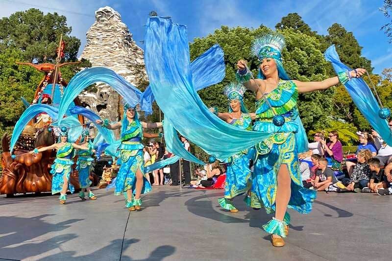 Every Magical Detail of the Magic Happens Parade at Disneyland
