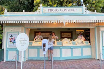 How to Use Disneyland PhotoPass to Make Magical Memories