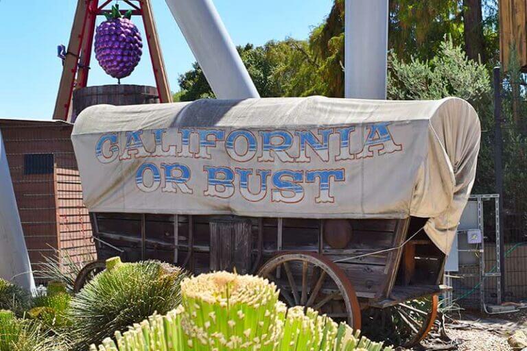 Knott's Berry Farm Is Now Open! Here's What to Expect