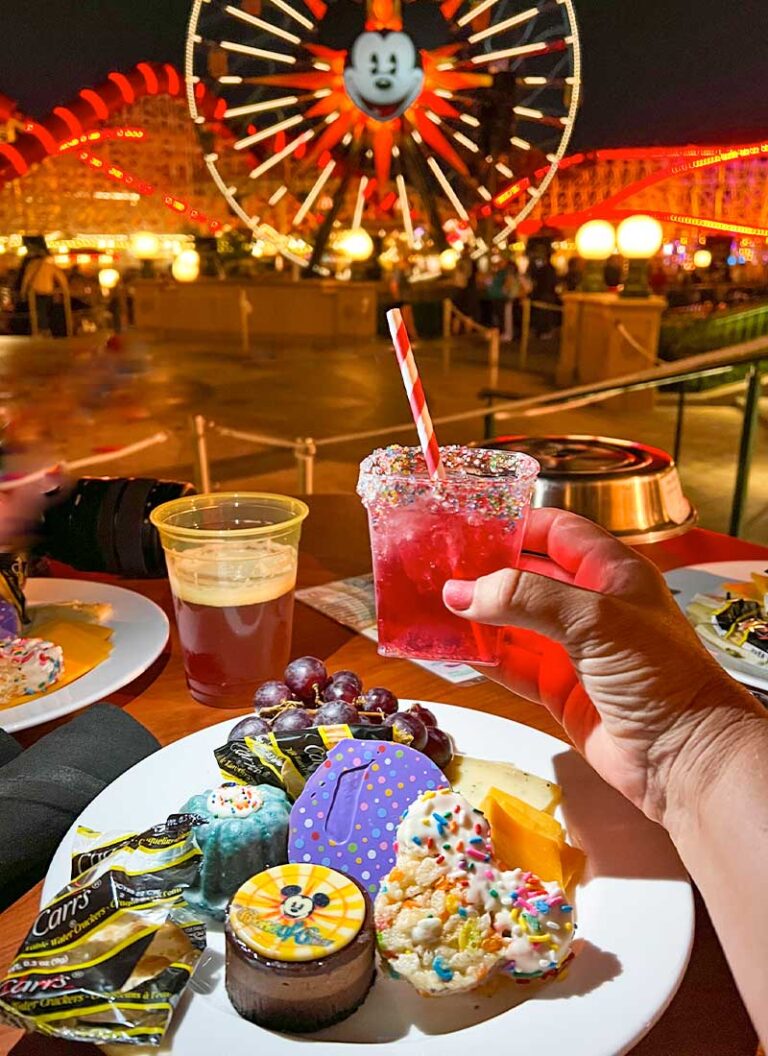 The Ins and Outs of Disneyland Dining Reservations