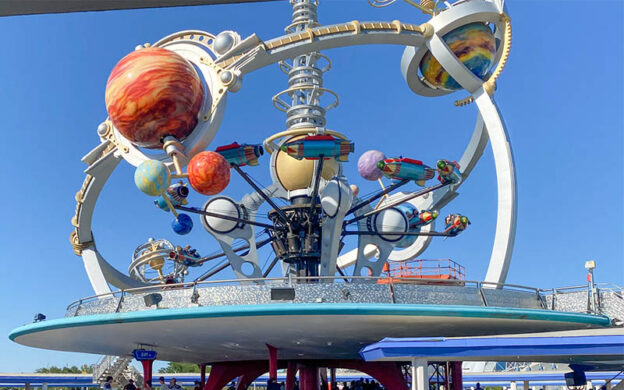 A Space Traveler's Guide to Walt Disney World Resort