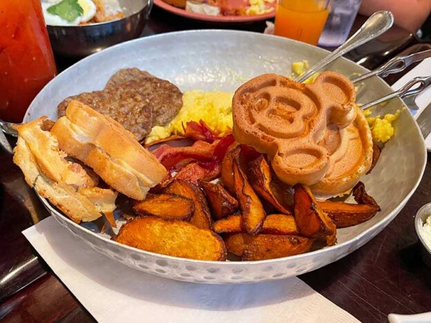Frog Family Foodie Review: Tusker House at Disney's Animal Kingdom
