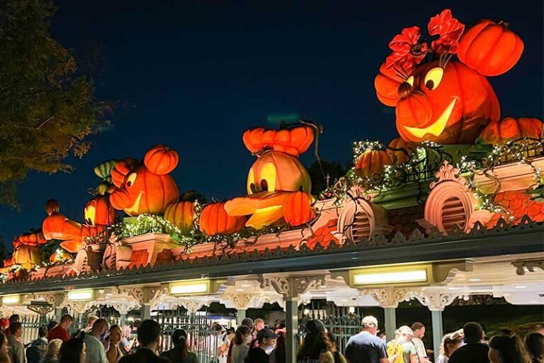 Disneyland Halloween Time - The Ultimate Guide