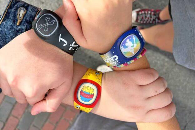 MagicBands at Disneyland — Everything You Need to Know!