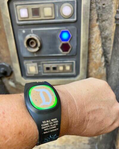 MagicBands at Disneyland — Everything You Need to Know!