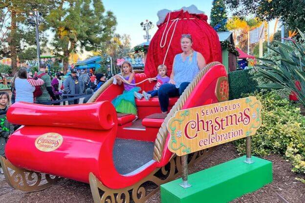 The Jolly Details of the SeaWorld San Diego Christmas Celebration