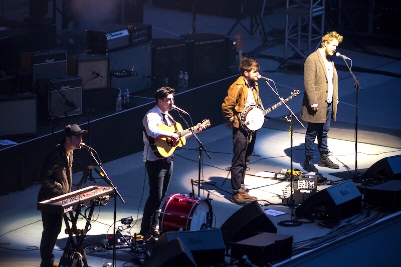 Mumford Tour Foto Explorandofrancia
