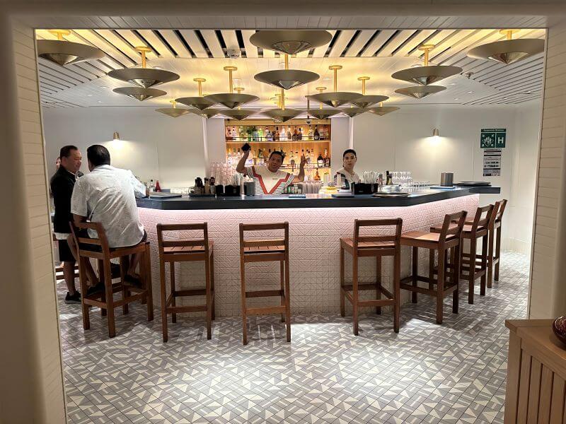 Our Guide to the Virgin Voyages Bar Tab: How it Works & What's Included