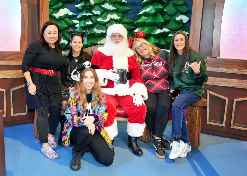 Where to Meet Santa at Disneyland Resort in 2025