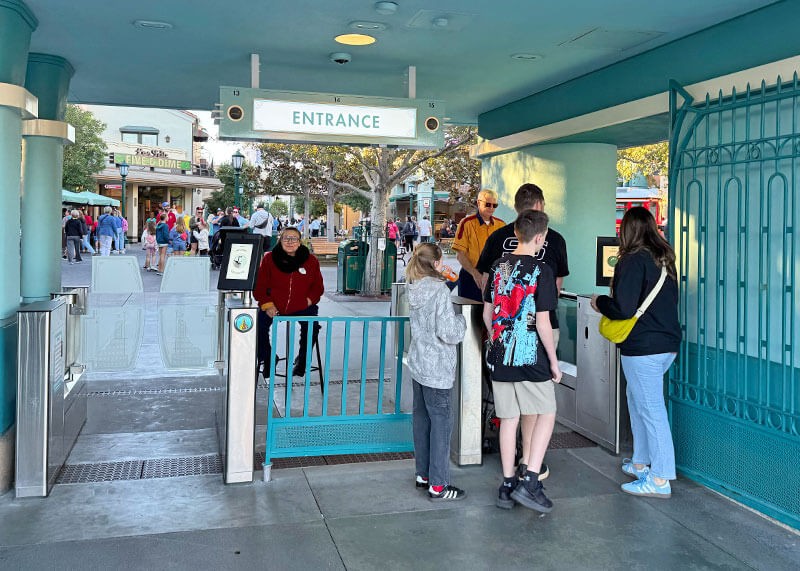 Disney California Adventure Rope Drop Strategies