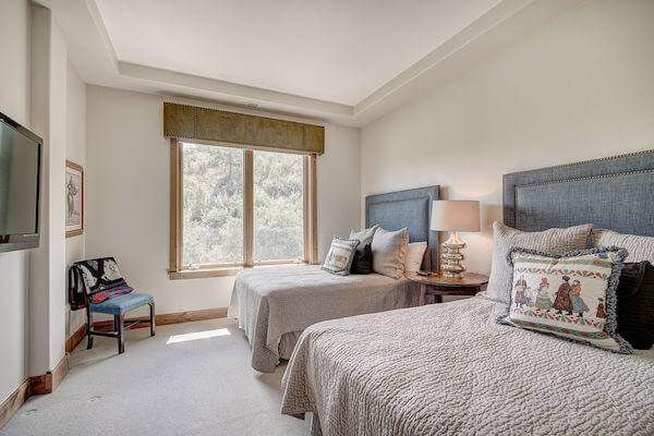 Arrowhead Village Condominiums | Vail Beaver Creek Hotels | Undercover ...