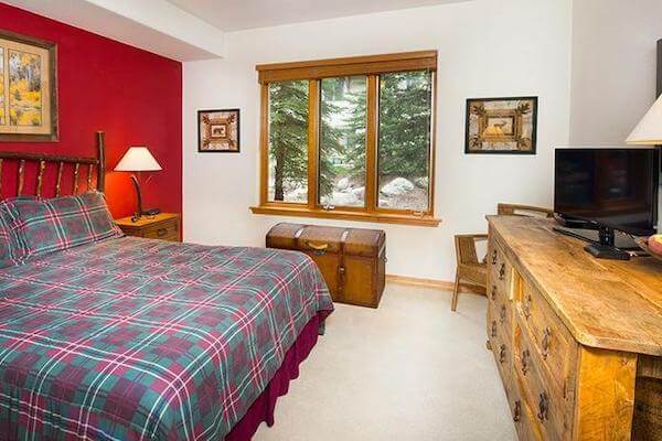 Arrowhead Village Condominiums | Vail Beaver Creek Hotels | Undercover ...
