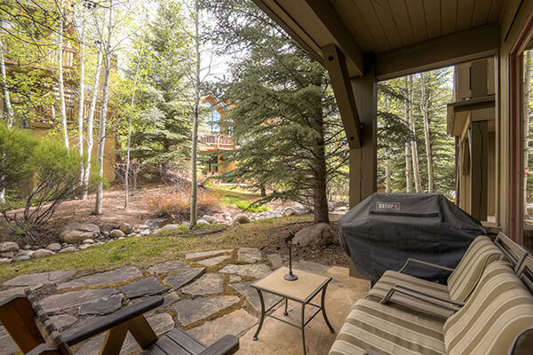 Arrowhead Village Condominiums | Vail Beaver Creek Hotels | Undercover ...