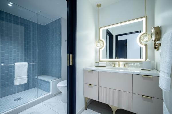 Universal Helios Grand Hotel, a Loews Hotel | Orlando Hotels ...