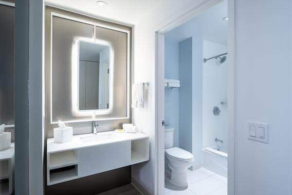 Universal Terra Luna Resort | Orlando Hotels | Undercover Tourist