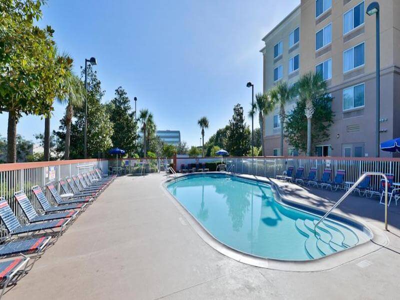 Comfort Inn & Suites Convention Center | Orlando | Undercover Tourist