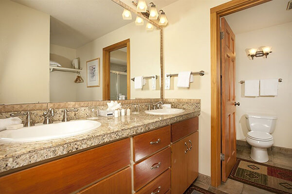 Evergreen Condominiums | Keystone Colorado Hotels | Undercover Tourist