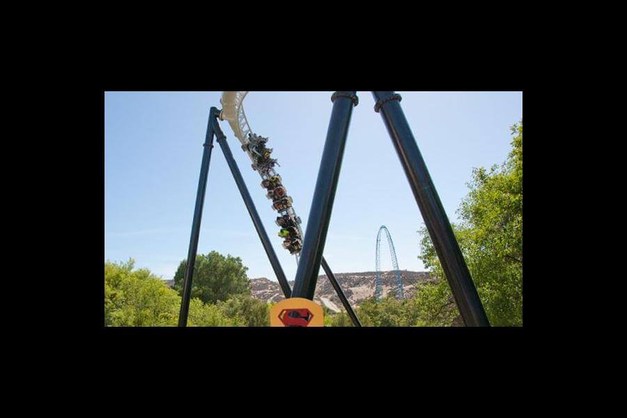 Full Throttle | Six Flags Magic Mountain discount tickets | Undercover ...
