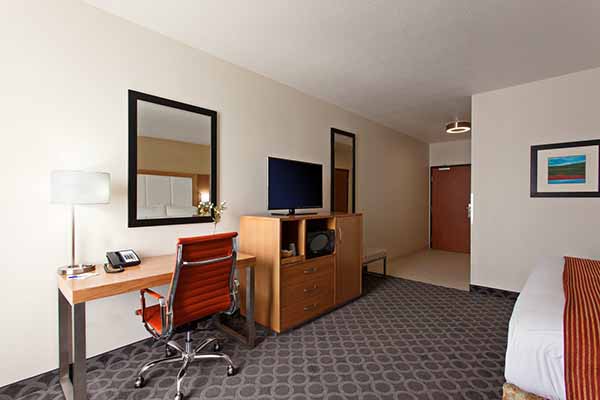 Holiday Inn Express North Hollywood Burbank Area | Los Angeles Hotel ...