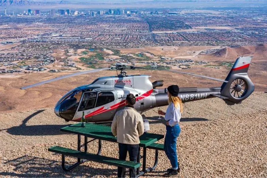 Maverick Helicopter Tours tickets discount | Las Vegas | Undercover Tourist