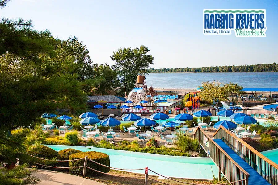 Raging Rivers WaterPark tickets discount | St. Louis | Undercover Tourist
