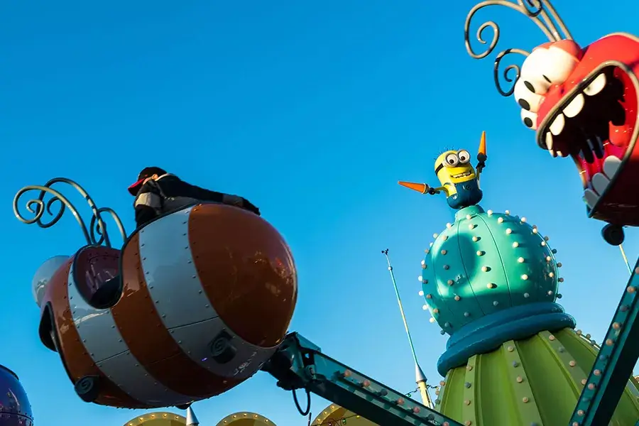 Silly Swirly Fun Ride | Universal Studios discount tickets | Undercover ...