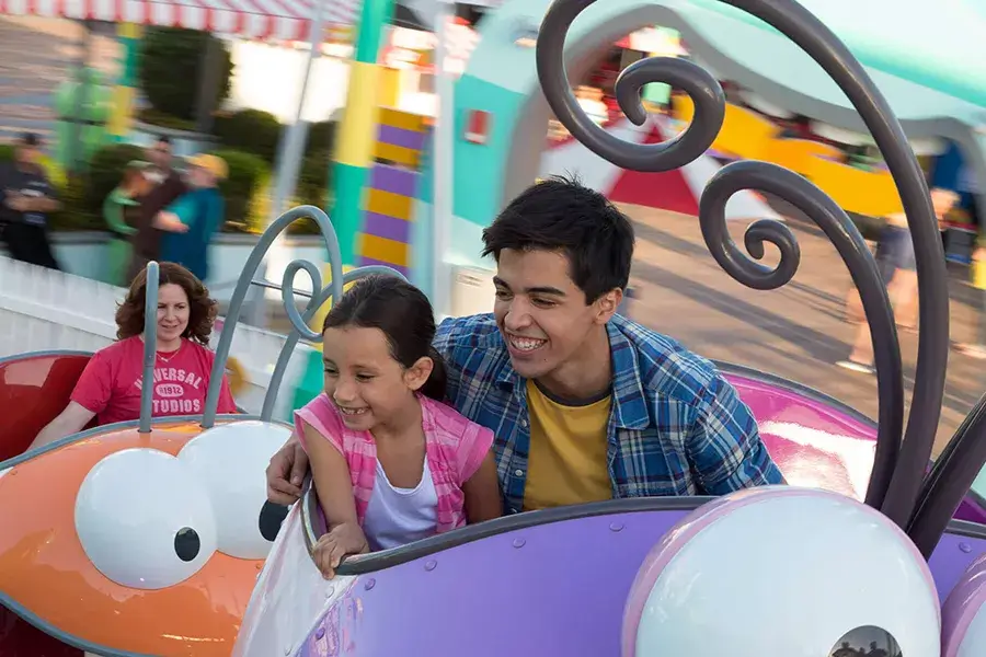 Silly Swirly Fun Ride | Universal Studios discount tickets | Undercover ...