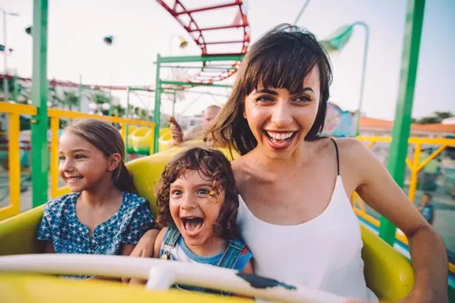 Six Flags Frontier City tickets discount | Oklahoma City | Undercover ...