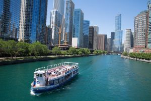 2-Day Chicago Pass Go Card | Undercover Tourist
